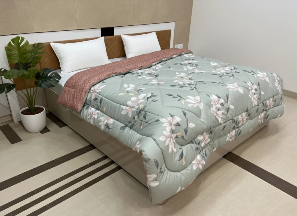 Sage Floral Heavy Winter Quilt King Size 450 GSM Rajai By Vardhman ...